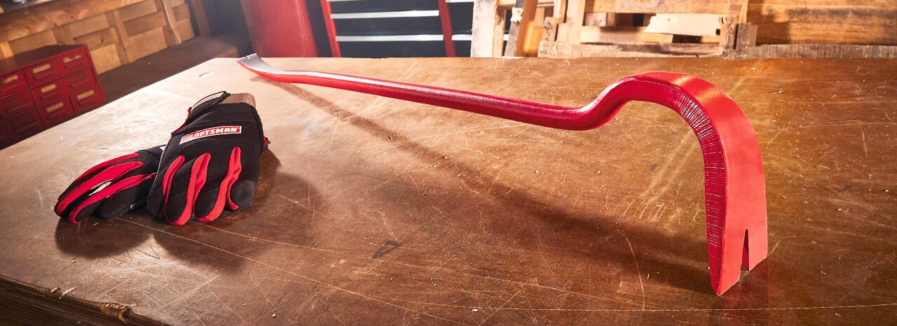 Using A 15-Inch Pry Bar (Hand Tools DIY) | HouseBouse.com